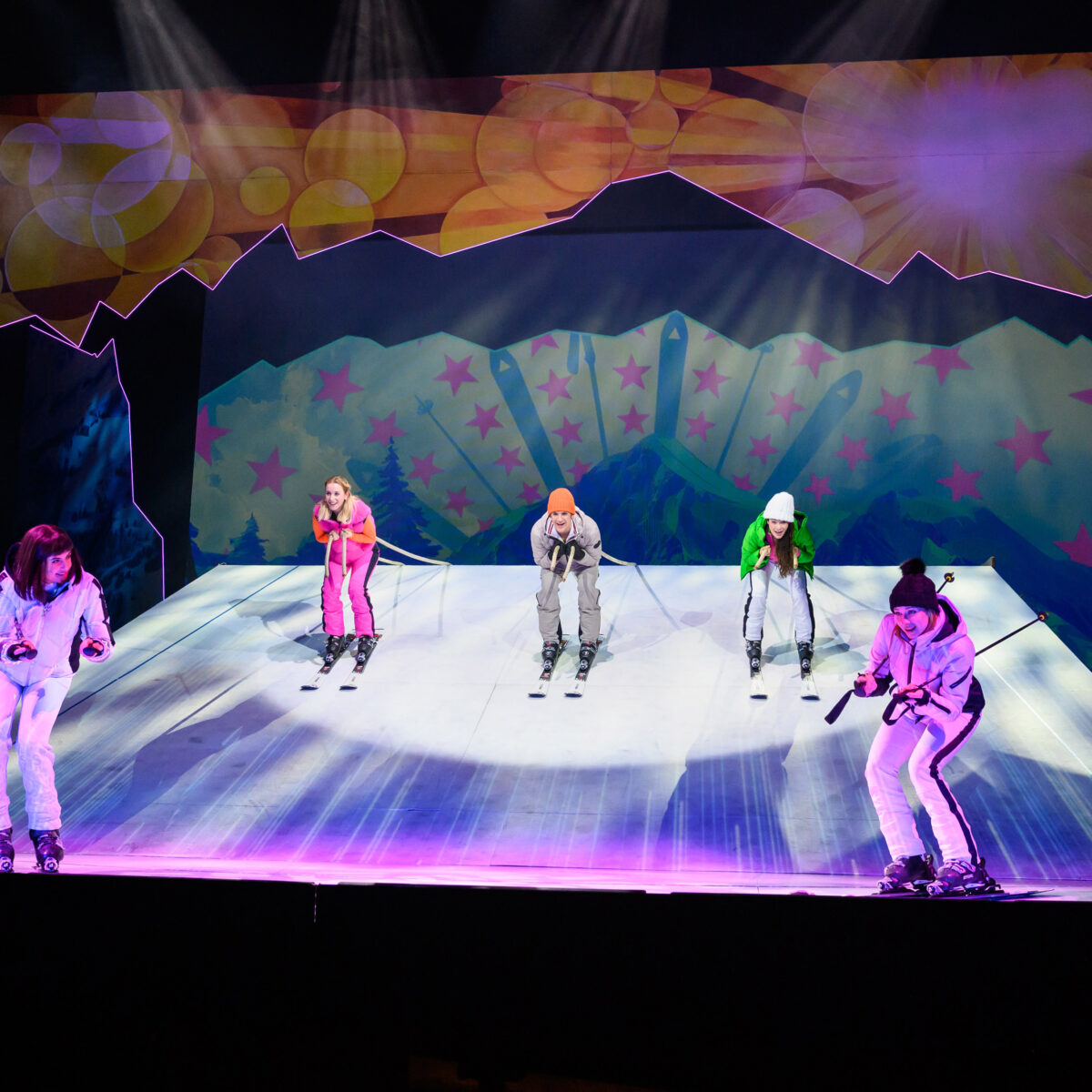 "Skiverliebt": Premiere für das WM-Musical - SalzburgerLand Tourismus